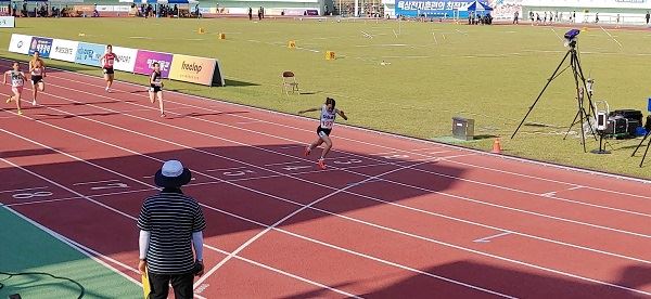 경북 다산초 기영난, 육상 200m '한국 신기록' 수립