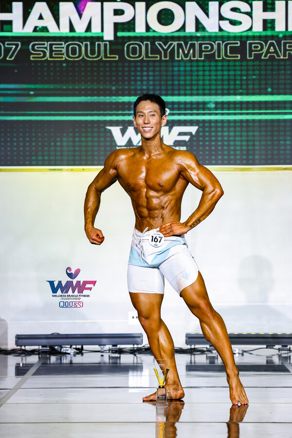 '2024 WMFC 챔피언십'..."맨즈피지크 그랑프리 최지원 선수 수상 영광 안아"