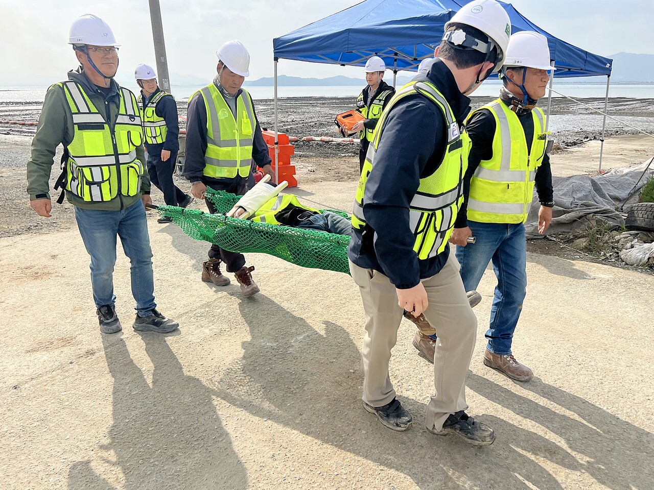 농어촌공사 전남본부, 강진군 하저항에서 위기대응훈련