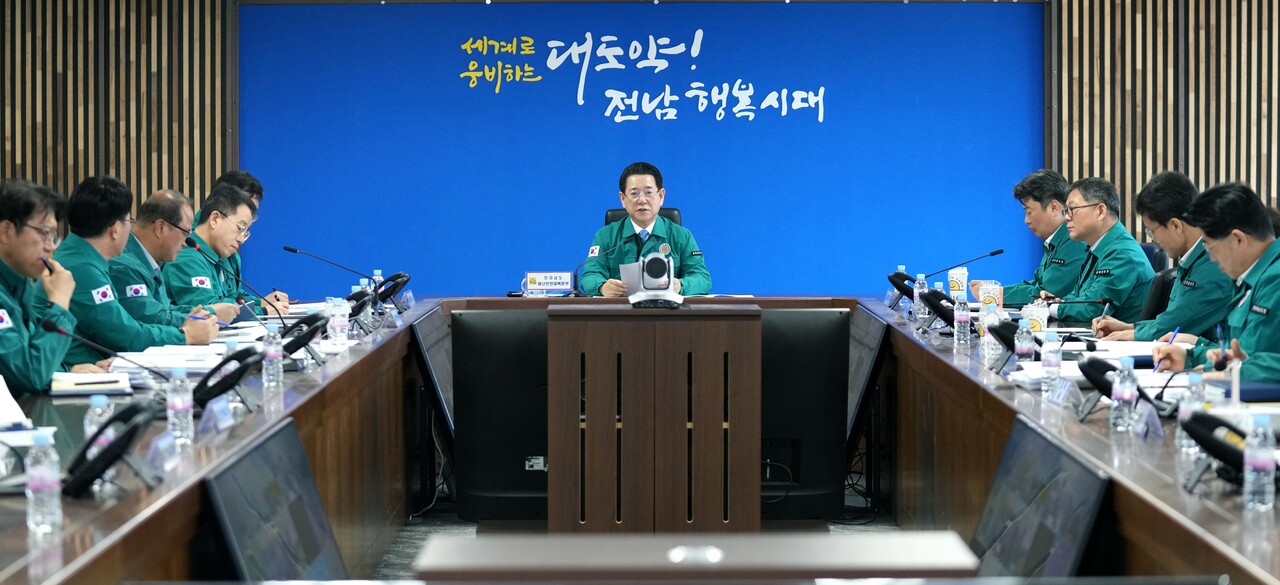 전남도, 구제역 확산 방지…가축시장 15개소 잠정 폐쇄